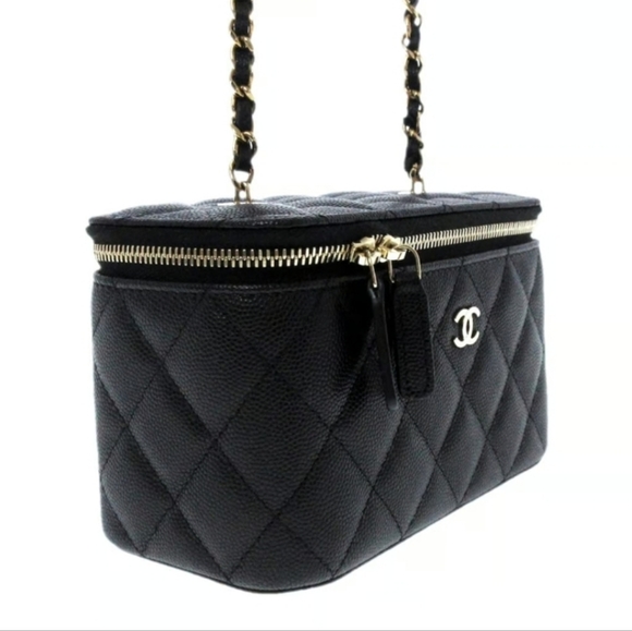 CHANEL | Bags | Luxury Limited Chanel Caviar Quilted Vanity Case With ...